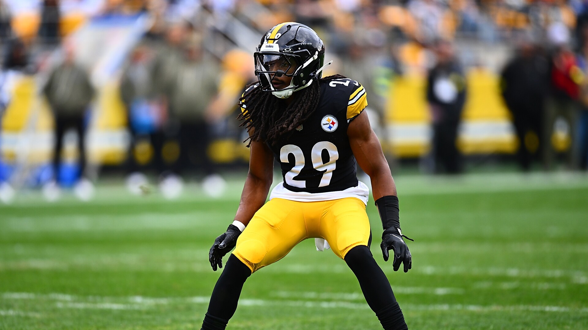 Kyle Dugger pick-six off Joe Flacco gives Steelers 20-9 lead