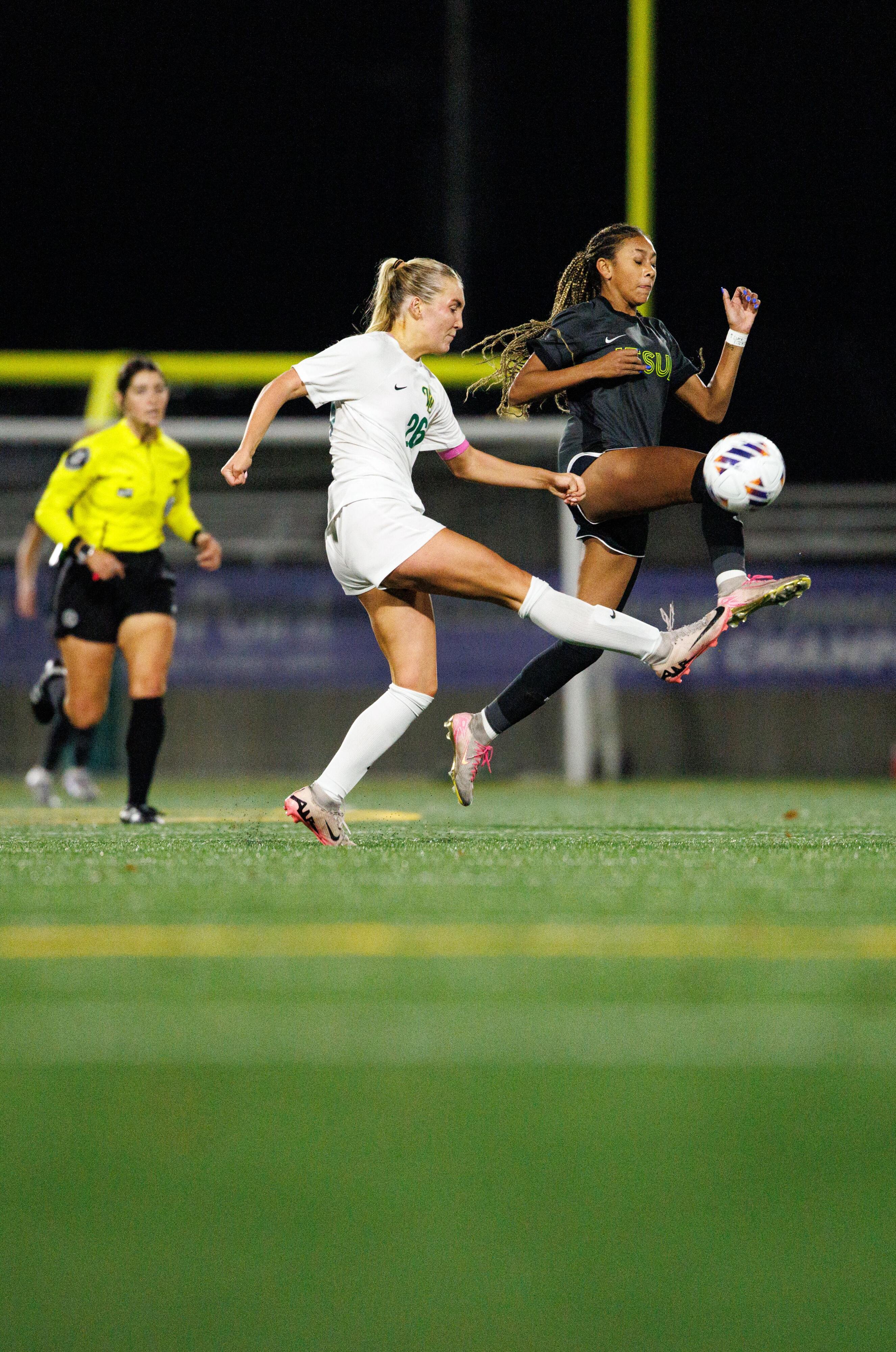 Jesuit rides second-half barrage to second straight Class 6A girls ...
