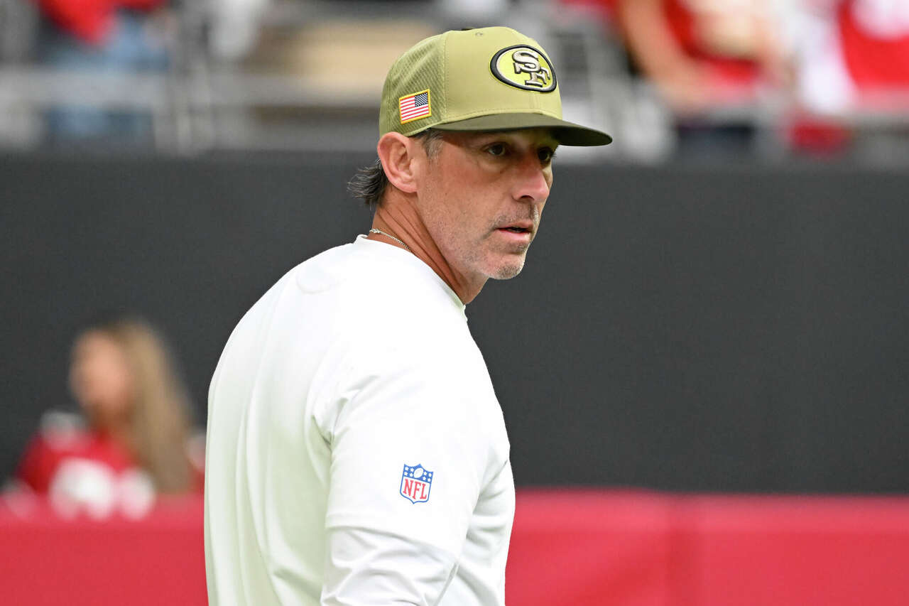 Kyle Shanahan benches, confronts 49ers player on sideline after costly ...