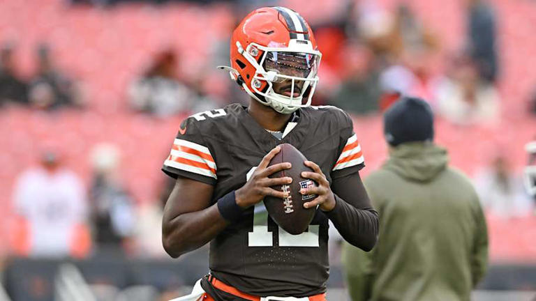 Shedeur Sanders has his welcome to the NFL moment on his first drive
