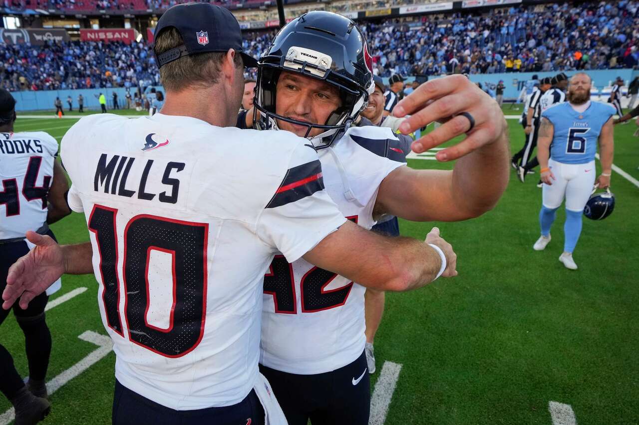 How Davis Mills came up big again for Texans in closing time. 'He's ...