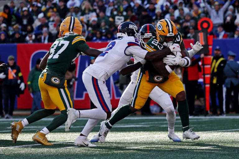 New Coach, New QB, Same Results in New York Giants’ 27-20 Loss to Packers