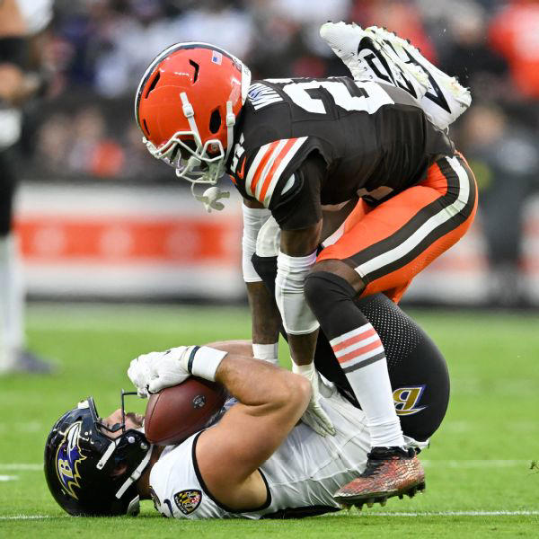 Mark Andrews sets Ravens career receiving yards record