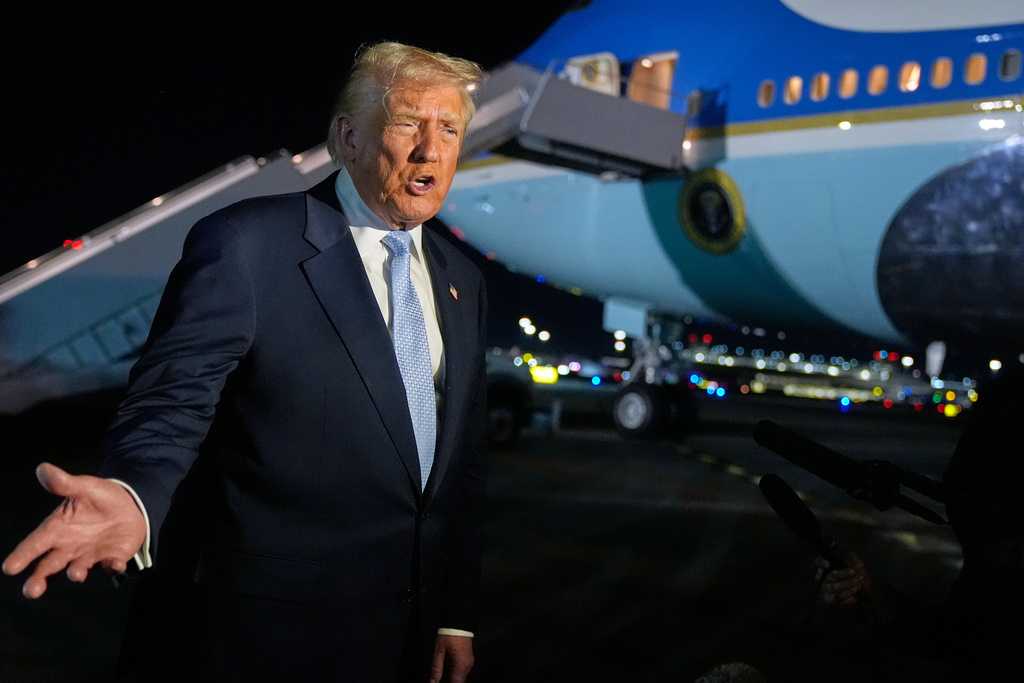 Trump says US may have discussions with Maduro