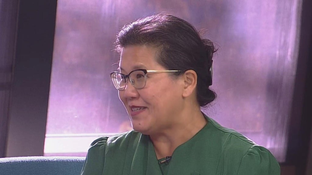 Kaohly Her becomes first woman, Asian American to be St. Paul's mayor