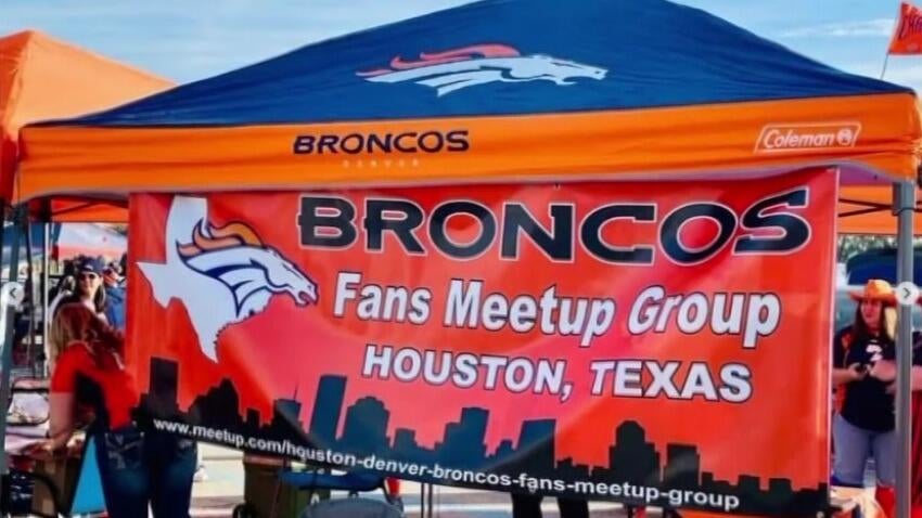 Denver Broncos fans make home away from home, in Houston