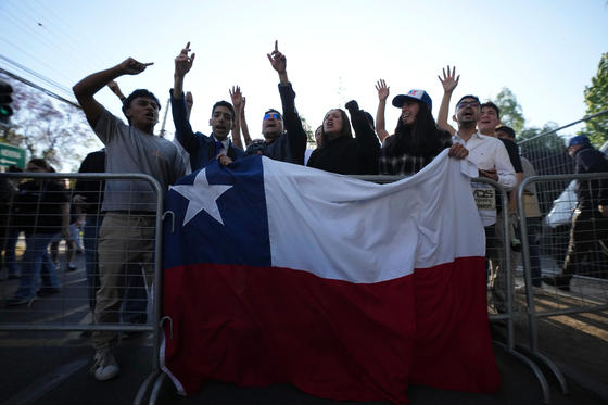 Chile votes in a presidential poll pitting a communist against the far ...
