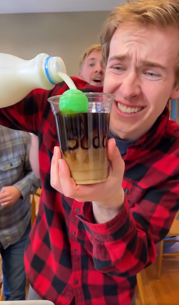 Ping Pong Coffee Chaos – The Ultimate Challenge