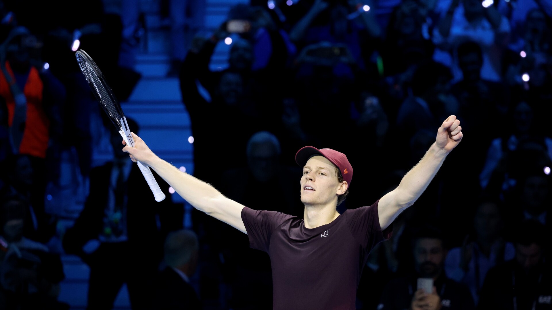 Jannik Sinner beats Carlos Alcaraz to retain ATP Finals title before ...