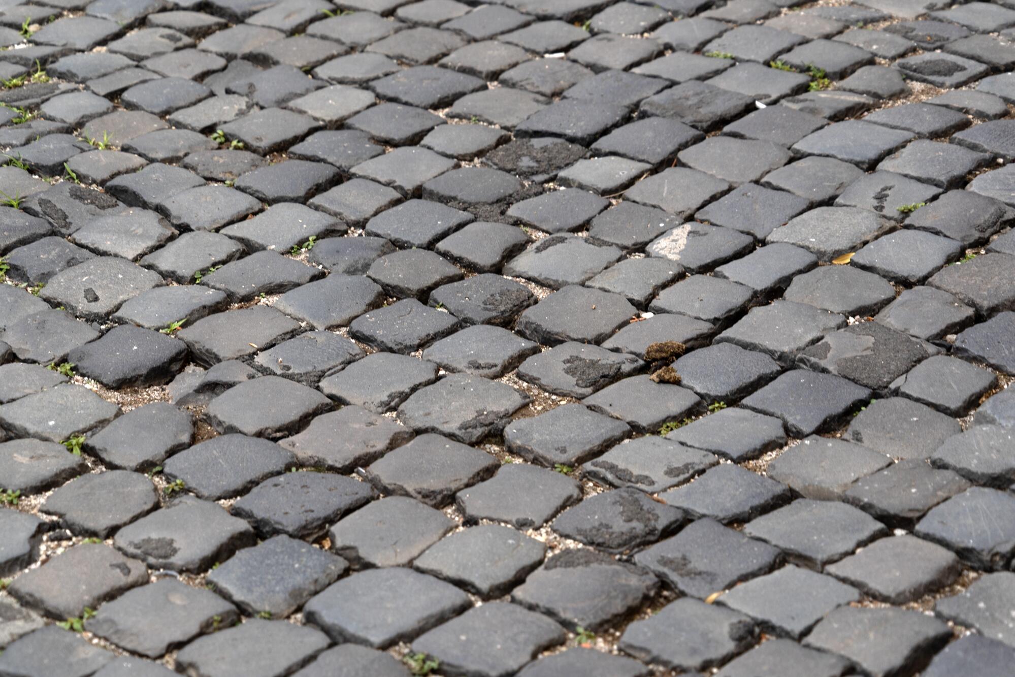 La piazza più piccola di Roma? Spoiler: non è dove pensate