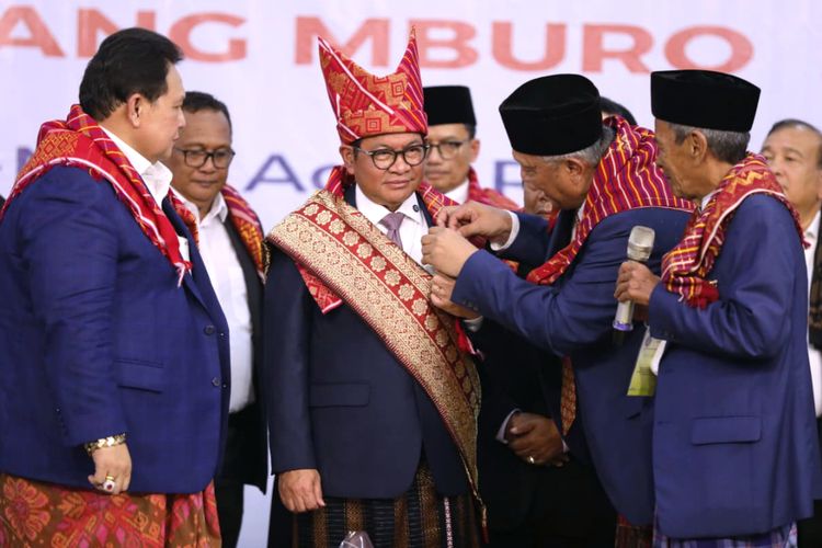 Resmi! Pramono Anung Dapat Marga Sebayang dari Masyarakat Karo