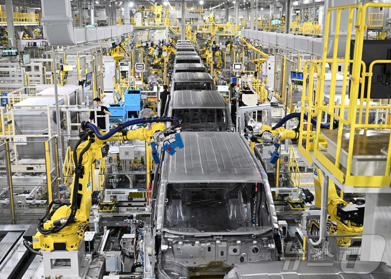 현대차그룹, '피지컬 AI' 밑그림…뿌리부터 양산까지 국내에 밸류체인