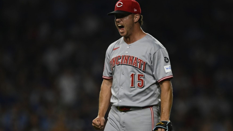 MLB: At least 10 teams show interest in Reds' coveted closer