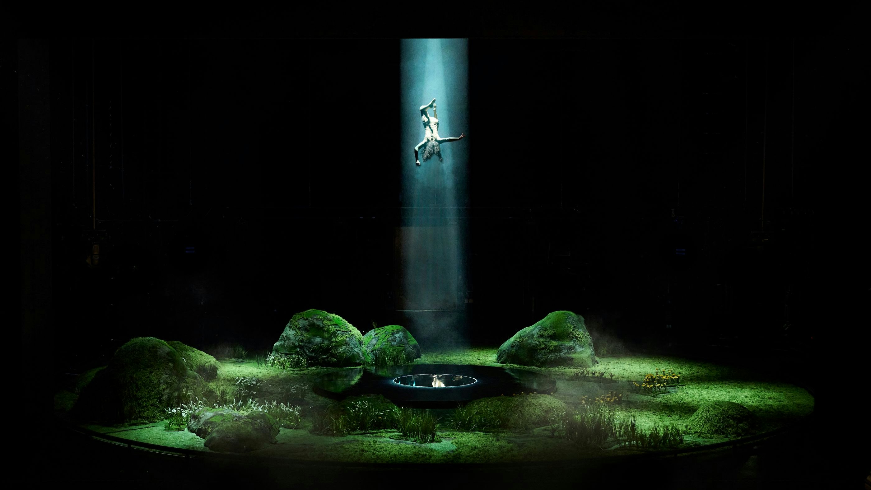 Musiktheater: Alice verdreht in Wien die Köpfe