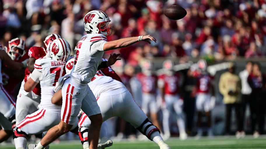 Wisconsin vs. Illinois opening odds are giving hope to Badger fans