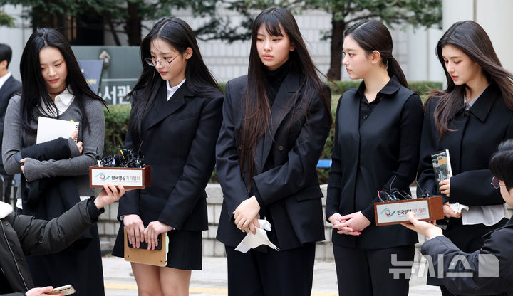 ADORがSOURCE MUSIC・BELIFT LABに続いて法的対応を強化 「NewJeansのフェイクニュース・蔑称は深刻」