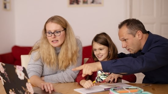 Study reveals links between parental traits and distinct cognitive ...