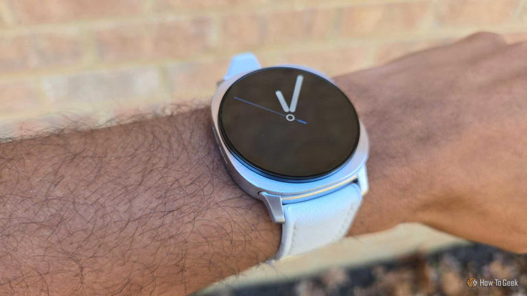 Here's why using the always-on display on a Galaxy Watch actually saves ...