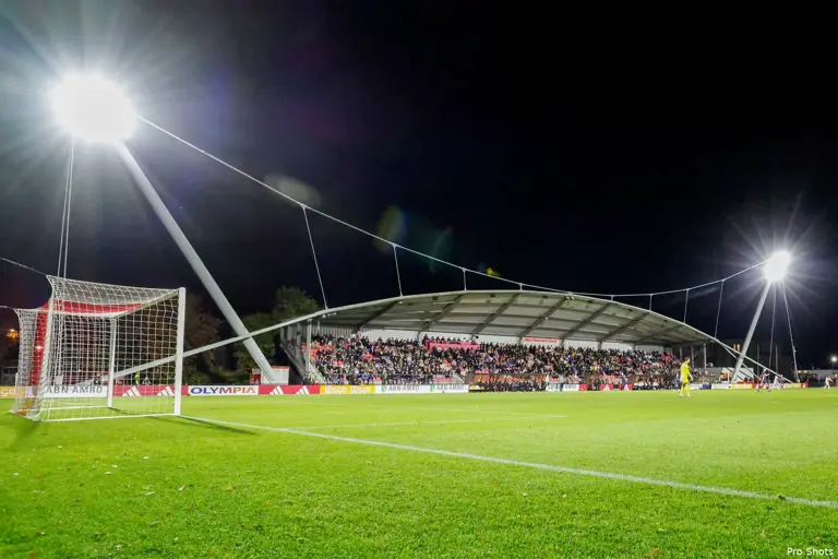 Ajax zet streep door komst talenten van Sporting Portugal en West Ham ...