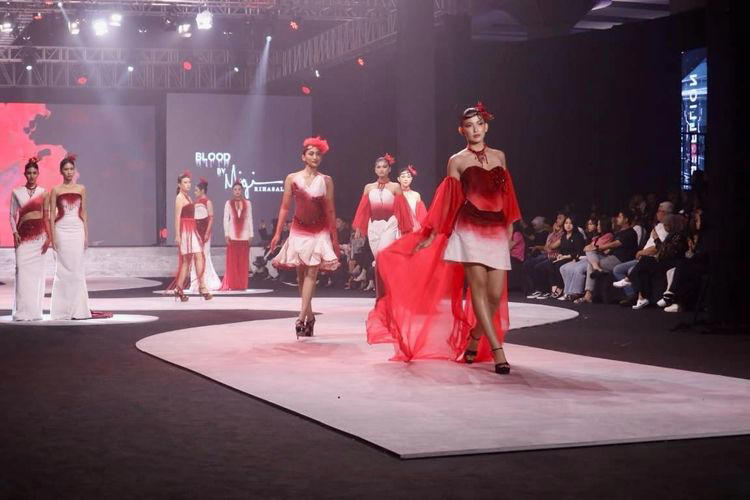 SFP 2025, ‘Blood’ Migi Rihasalay Curi Perhatian dengan Simbol Darah ...