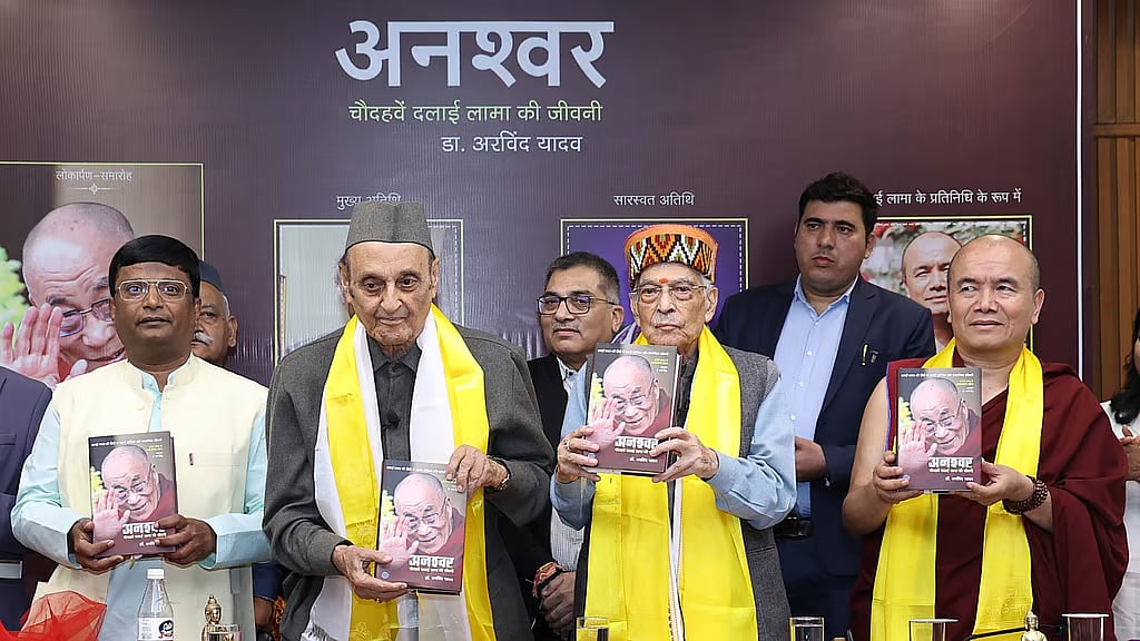 First hindi biography of Dalai Lama ‘Anashwar’ released in Delhi