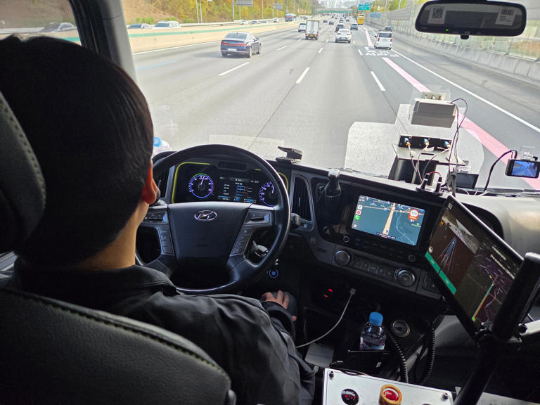 Mars Auto targets 2027 unmanned highway trucks