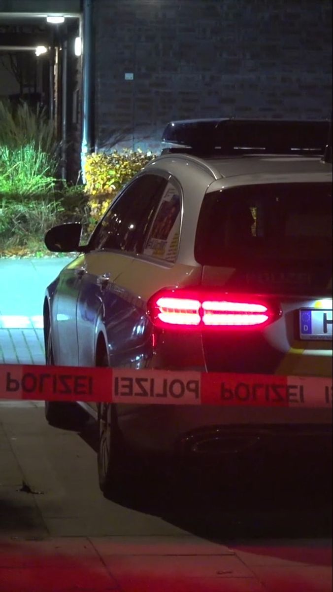 Polizei findet Schwerverletzten - Fahndung nach Mann mit Waffe