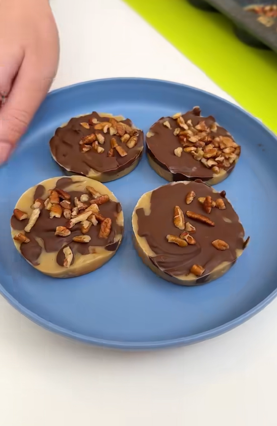 Ritz Toffee Bites Dipped in Chocolate