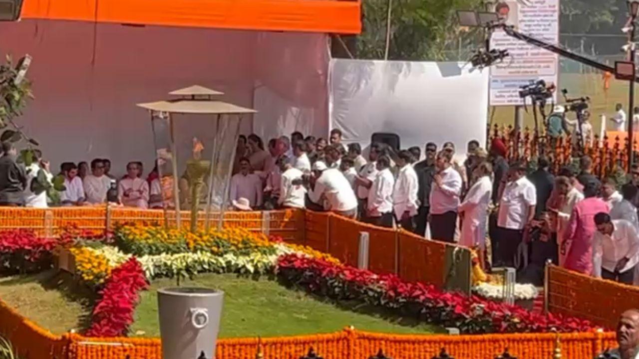 IN PHOTOS Raj Thackeray and Uddhav Thackeray come together on Bal ...