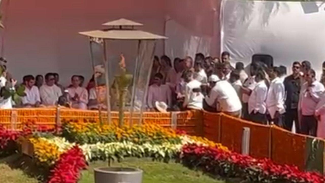 IN PHOTOS Raj Thackeray and Uddhav Thackeray come together on Bal ...