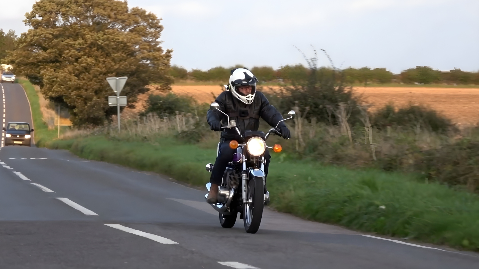 Kawasaki H2 750 Reviewed for Ride and Feel