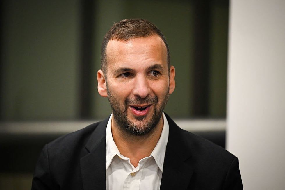 Zack Polanski 'very tempted' to run against Keir Starmer as Green Party leader issues warning to PM