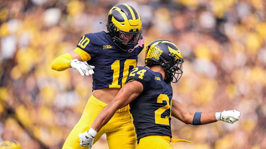 AP top 25 poll: Michigan, Texas rise in Rivalry Week college football ...