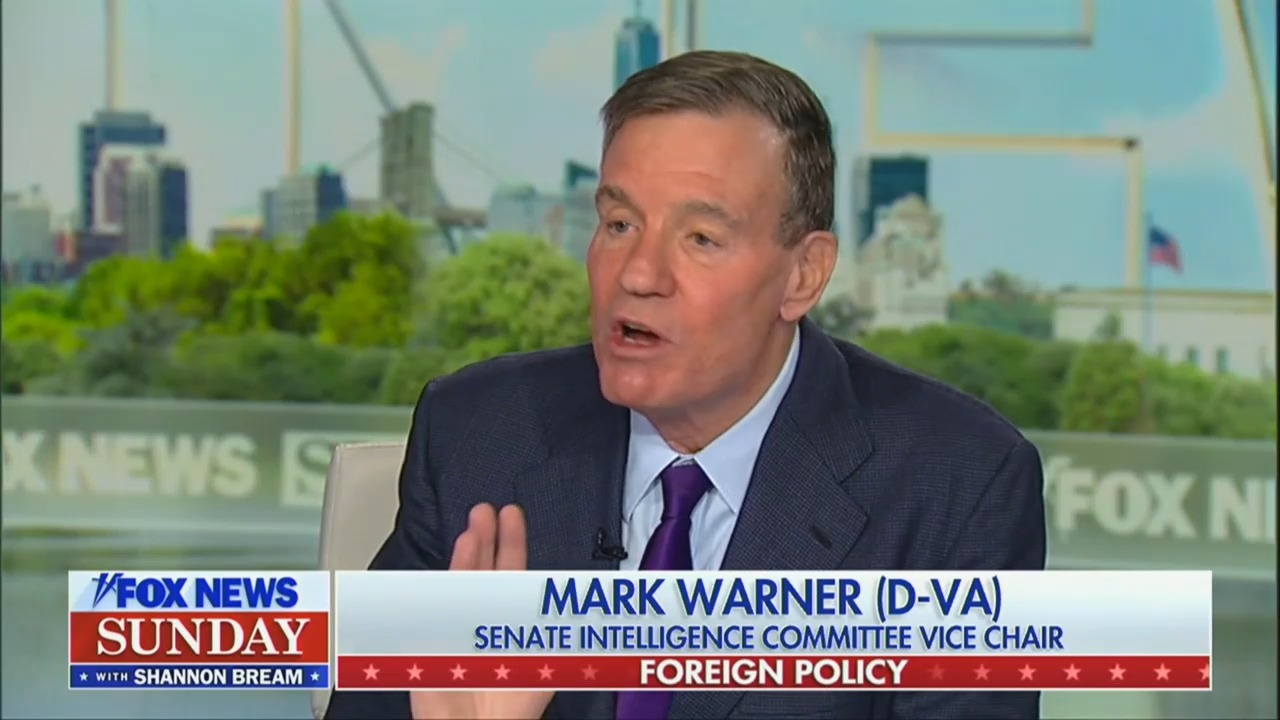 ‘Total Capitulation’: Dem Senator Warns Fox News Trump-Backed Ukraine ...