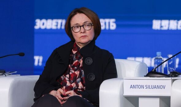 Putin in panic as Russia faces economic meltdown with banks facing £ ...