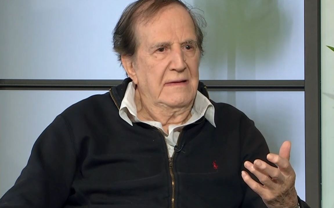 Γιώργος Κωνσταντίνου: «Κάποιοι με ρωτούν πώς αντέχω ακόμη στη σκηνή»