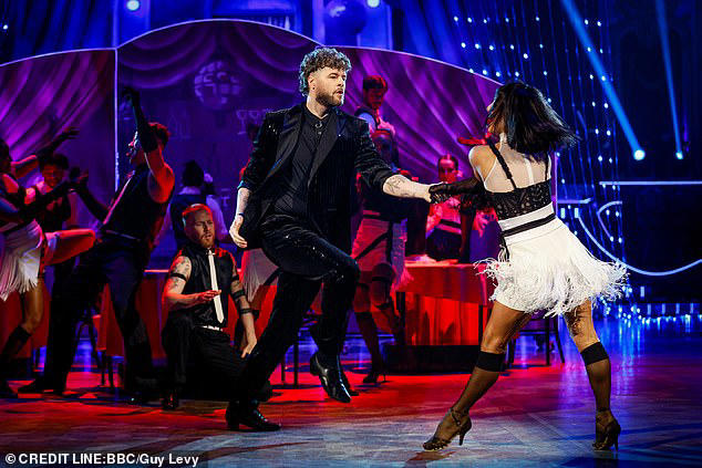 Strictly fans are obsessed with shirtless Danny Mac as alumni return ...