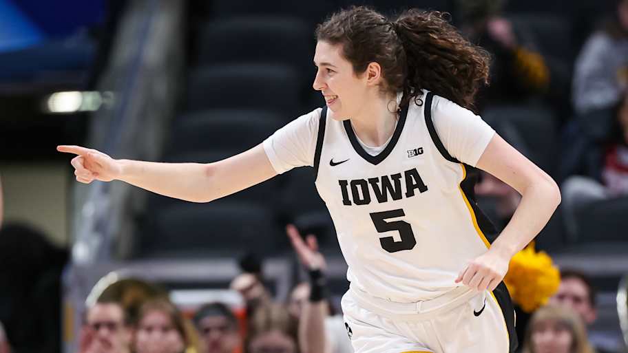 Ava Heiden takes home the MVP after a dominating performance against Miami