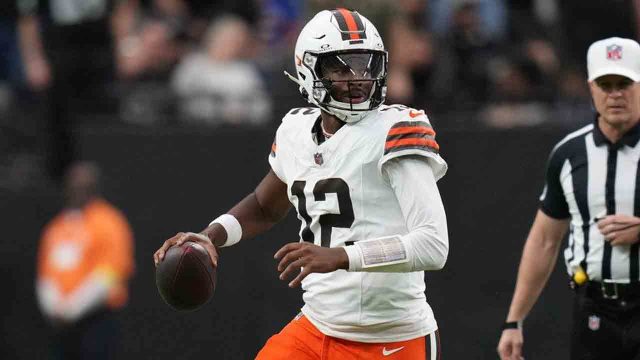 Cowboys rally from 21 down to beat Eagles on Aubrey’s game-ending field ...