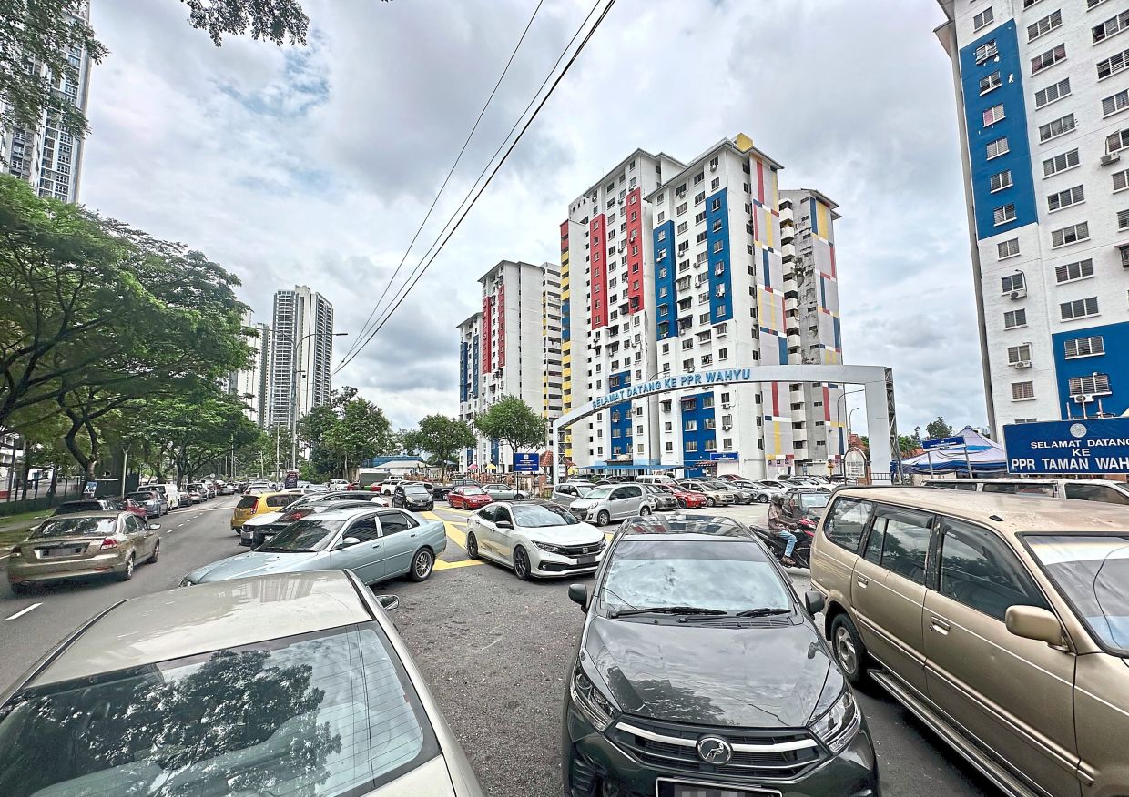 PPR folk push, page and patrol to ease parking woes