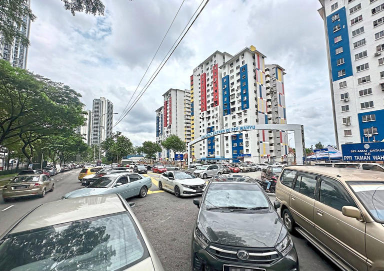 PPR folk push, page and patrol to ease parking woes