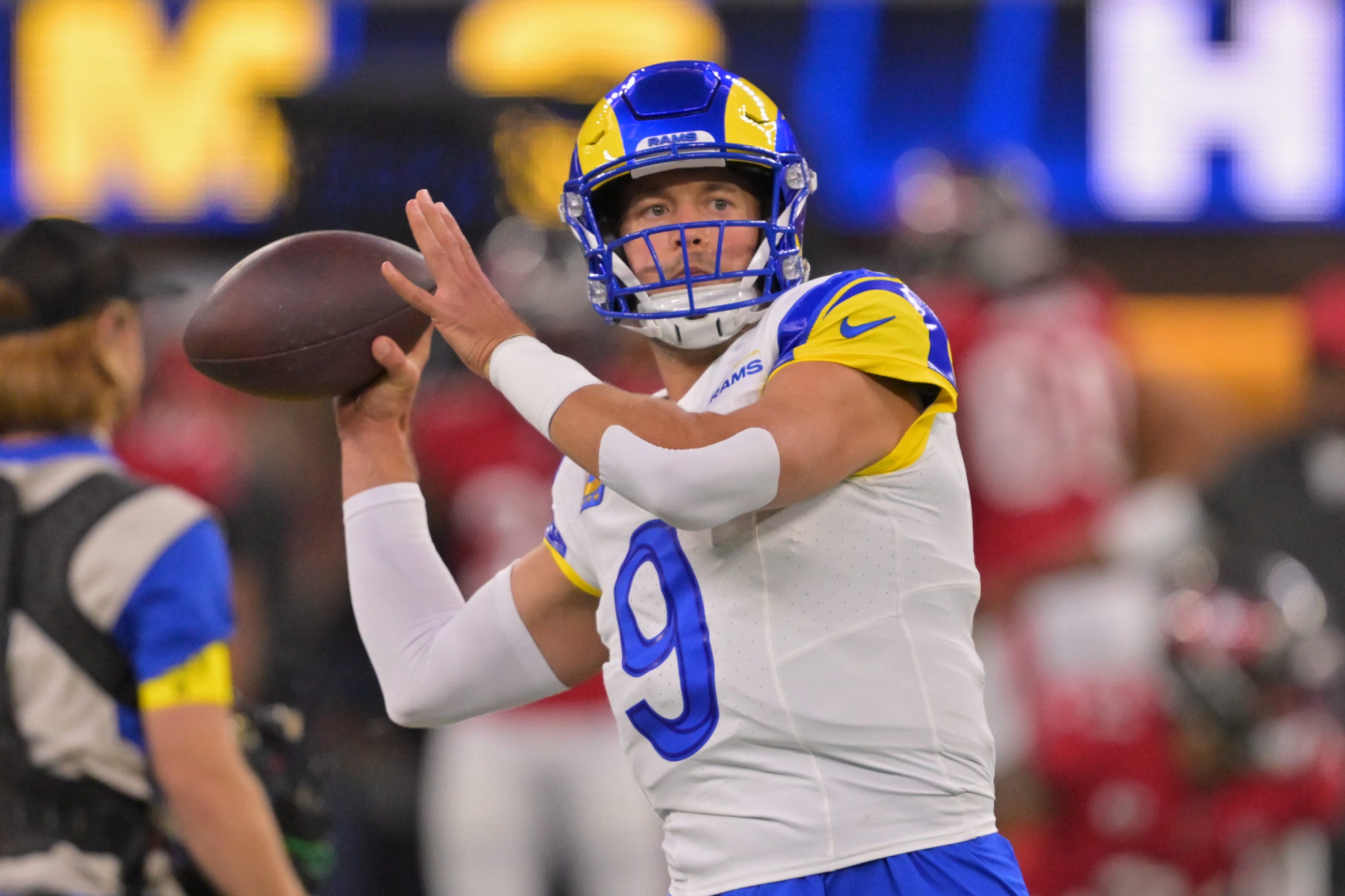 Watch: Matthew Stafford throws perfect no-look TD pass vs. Bucs