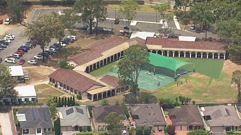 Sydney schools taken out of lockdown after police operation ends