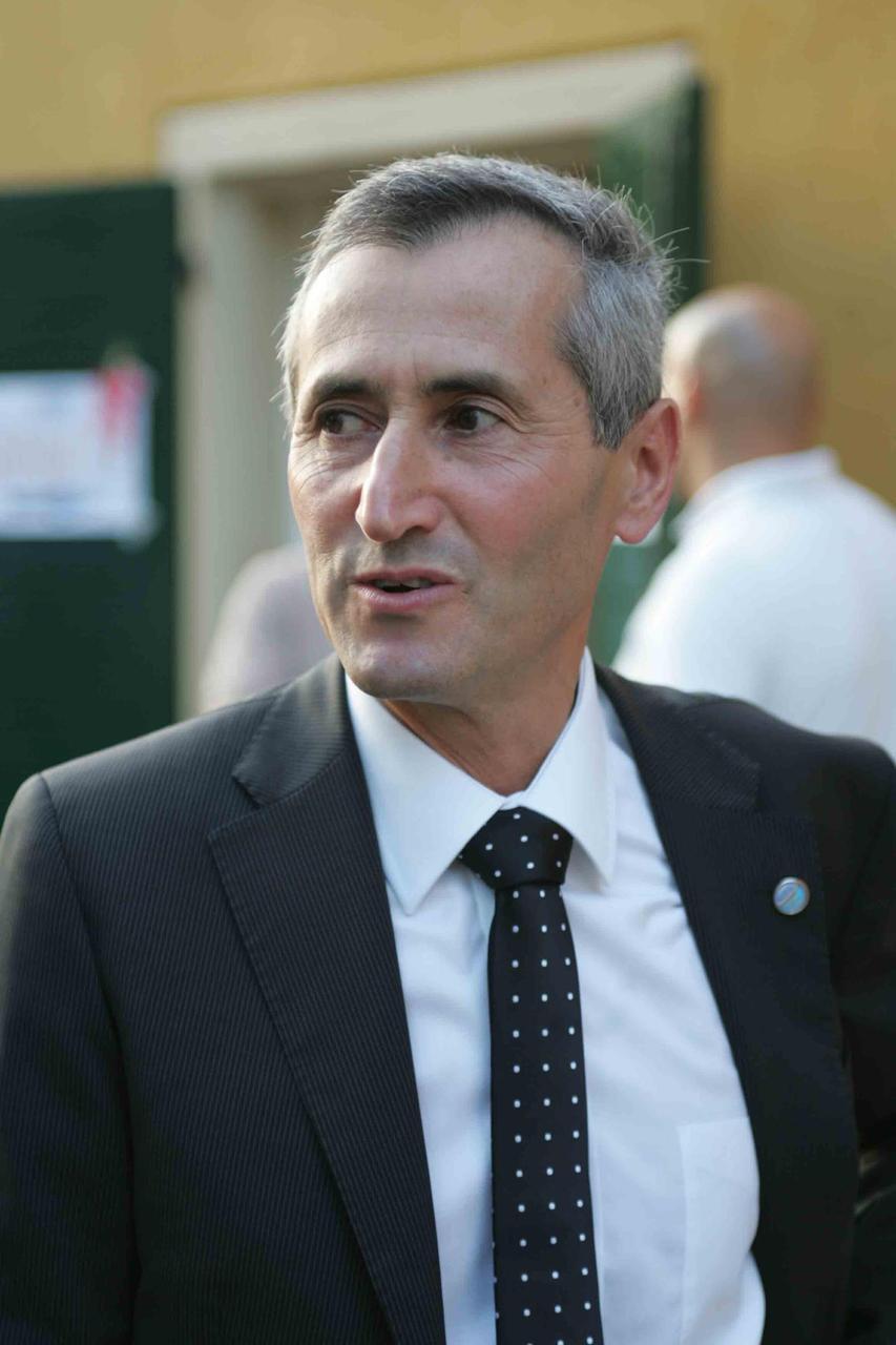 Forza Italia nel caos. Filippi contro i vertici. E si va a congresso
