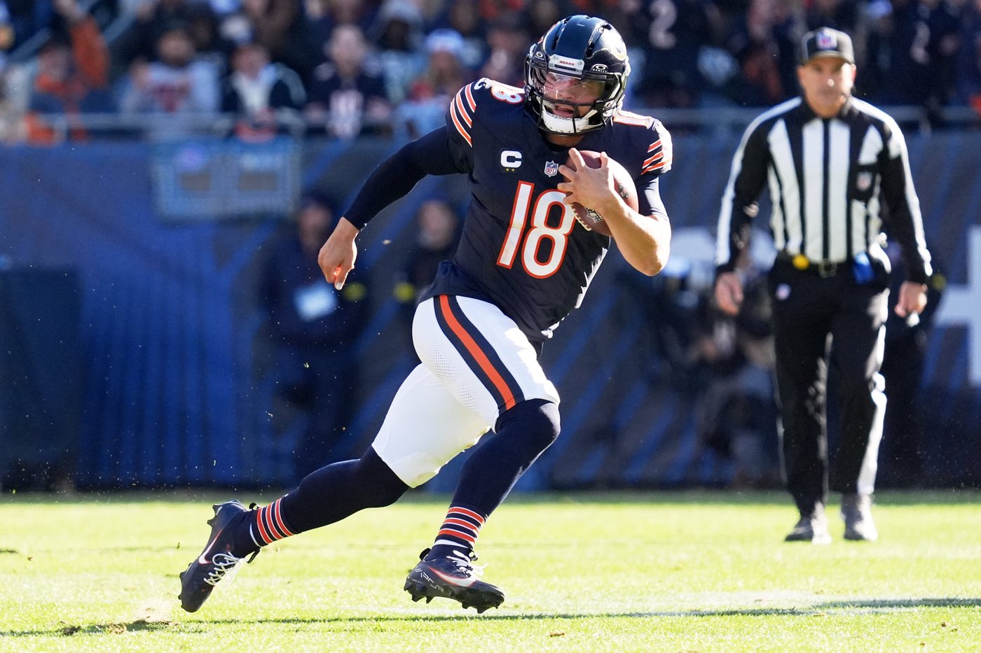 Caleb Williams throws for 3 TDs as Bears beat Steelers 31-28 with ...