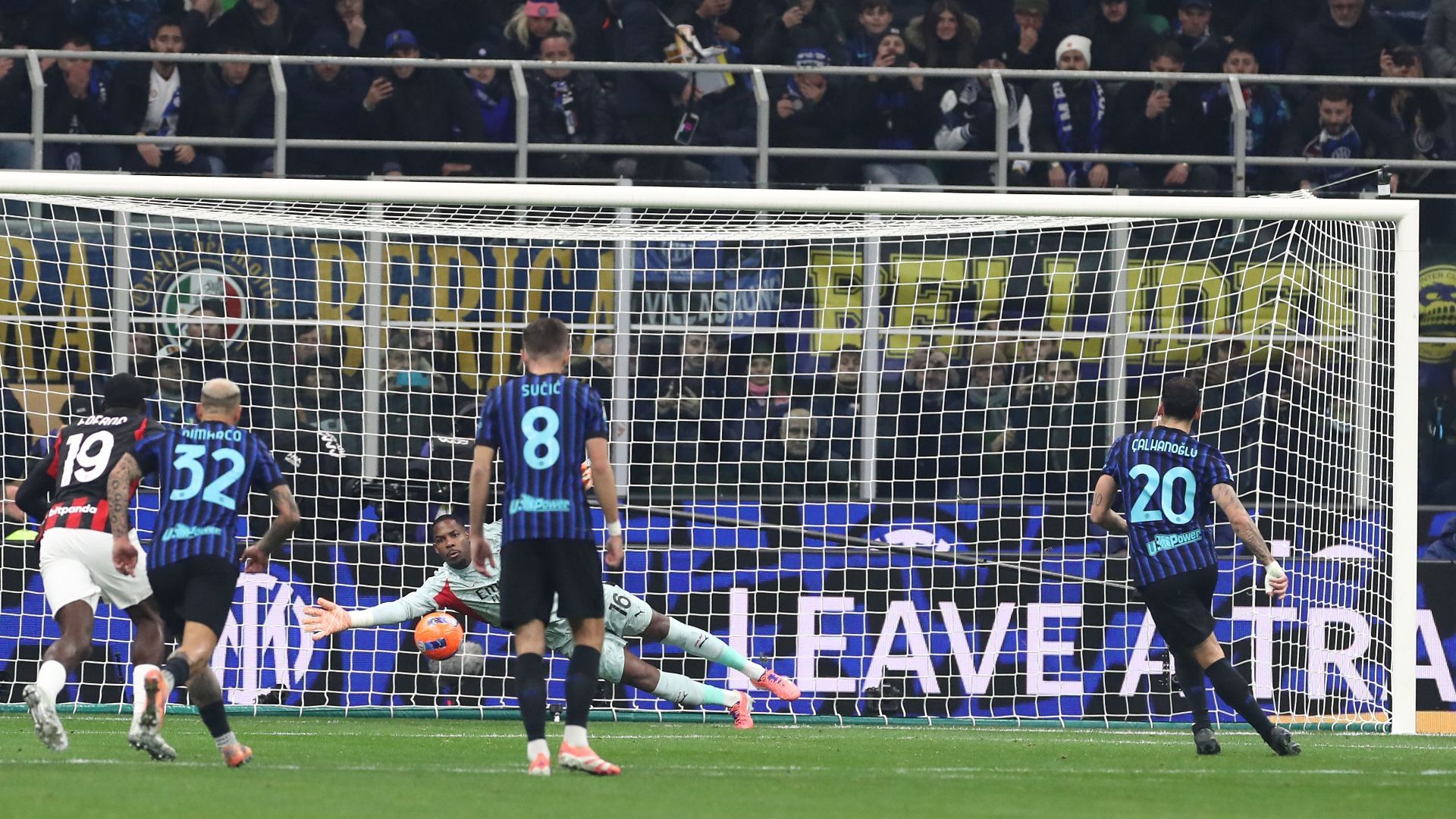 Inter-Milan 0-1 pagelle e tabellino: Magic Mike Maignan mette i ...
