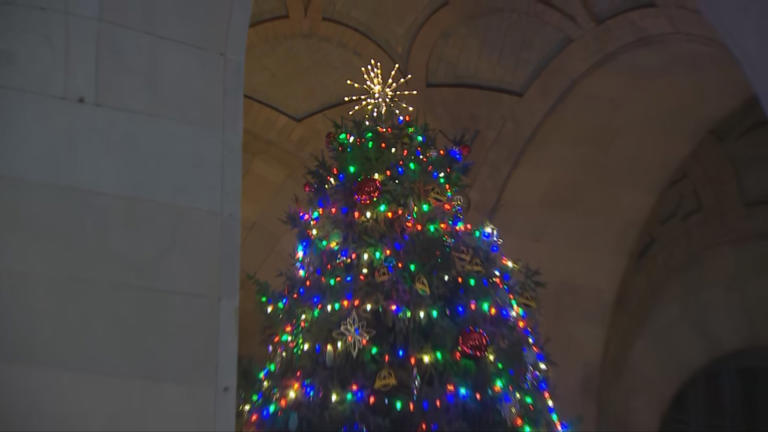 3 people arrested, fights dispersed in Downtown Pittsburgh during Light ...