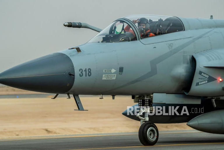 Indonesia dilaporkan tertarik akuisisi 40 unit jet tempur JF-17 Thunder ...
