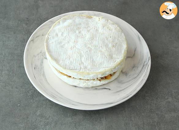 Stuffed brie with apricots and almonds