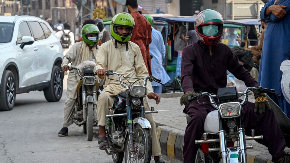 At least 3 killed in suspected suicide bombing in Pakistan's Peshawar ...